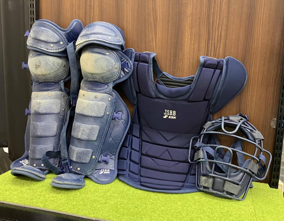 Yahoo!オークション - SSK JSBB 軟式防具 3点 キャッチャー プロテクタ...