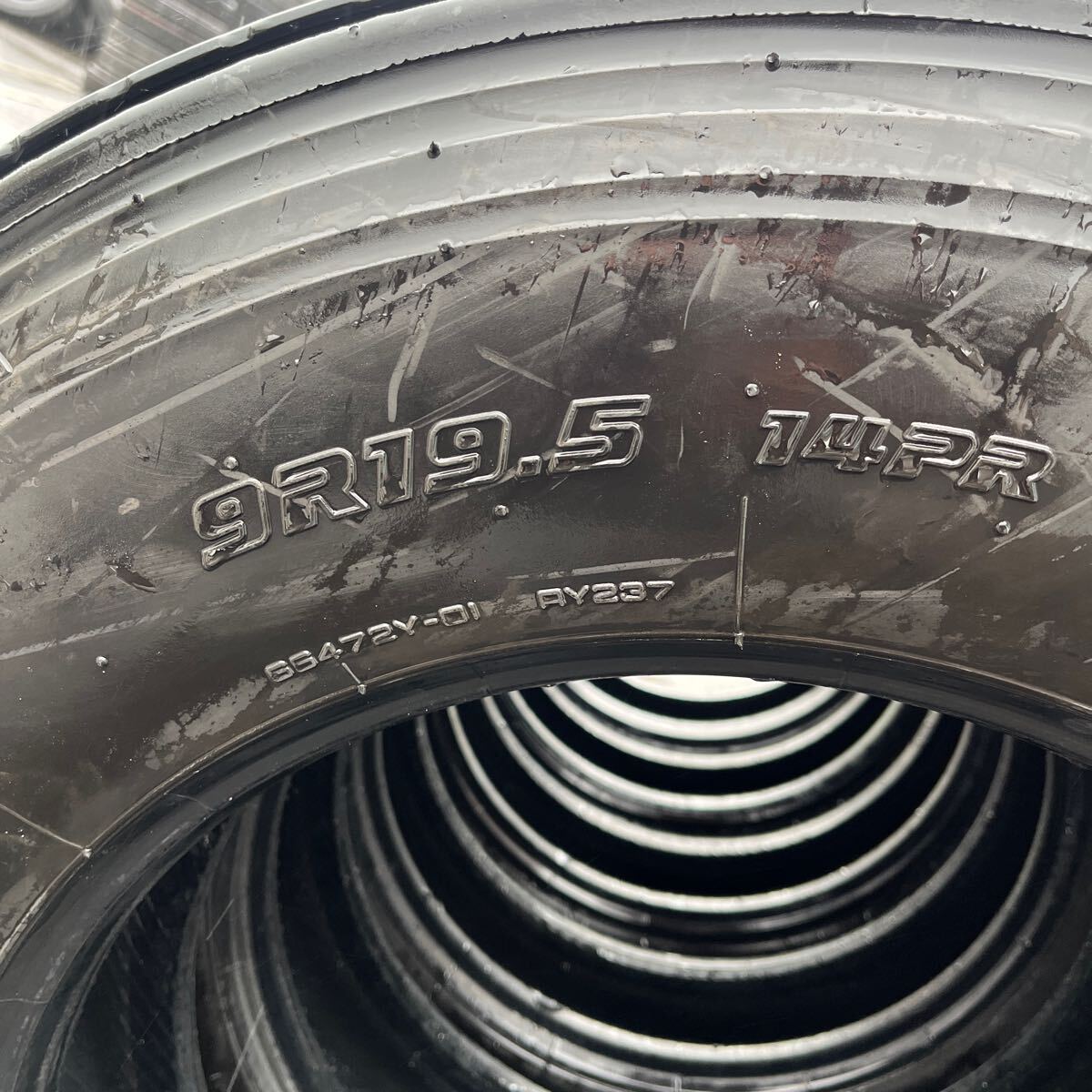 Yahoo!オークション - 9R19.5 14PR YOKOHAMA RY237 2020年製 激安美品 ...