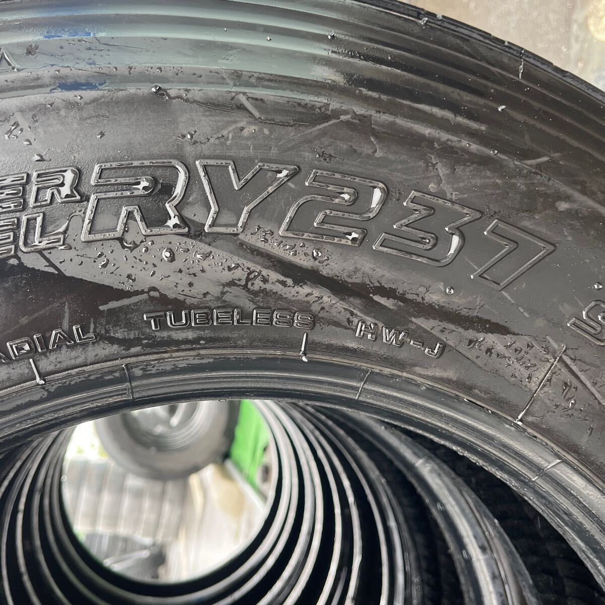 Yahoo!オークション - 9R19.5 14PR YOKOHAMA RY237 2020年製 激安美品 ...