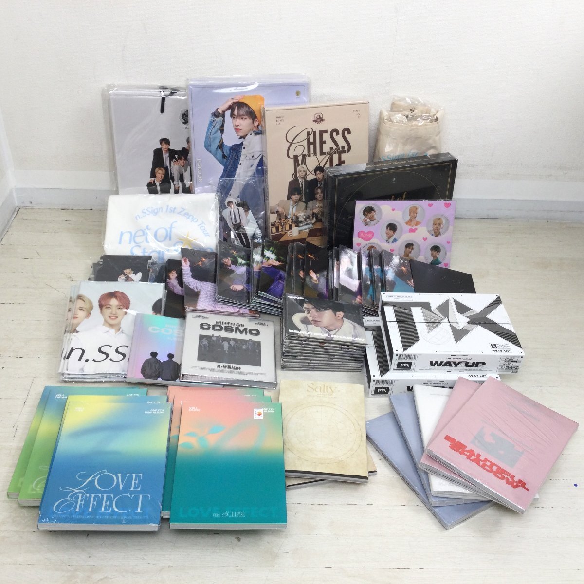 Yahoo!オークション - 1305 n.ssign エンサイン ONF オンエンオフ TNX ...