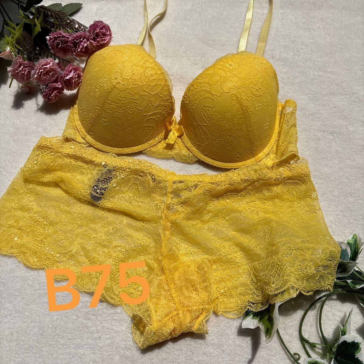 Yahoo!オークション - 新品 B75 清楚 イエロー フラワー 可憐 花柄 ブ...