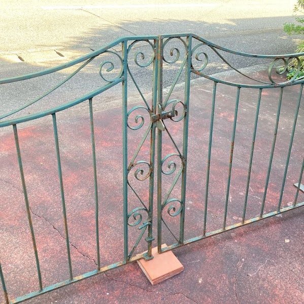 Yahoo!オークション - イギリスアンティーク 両開きアイアンゲートグリ...