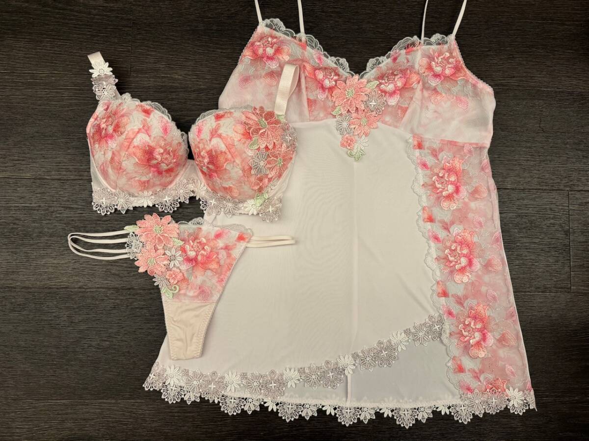 Yahoo!オークション - 【未使用品】サルート 51 F70 ソングM インナーL