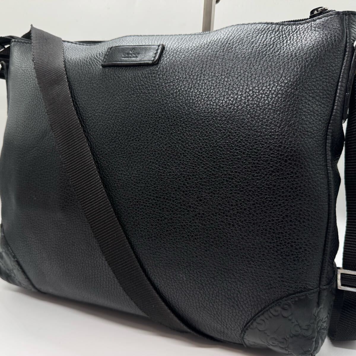 Yahoo!オークション - 美品/A4 GUCCI グッチ GGシマ レザー メッセン...