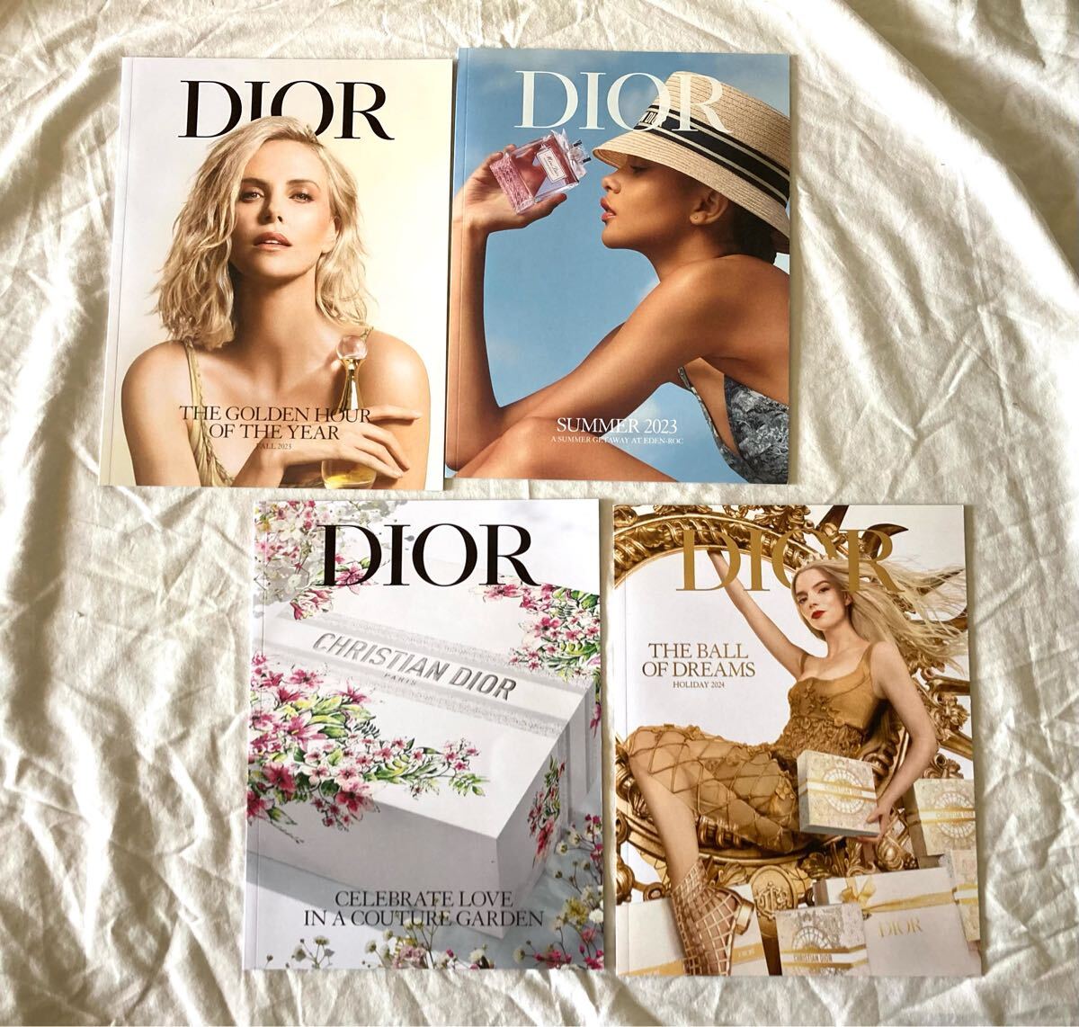 Yahoo!オークション - Dior 2023 2024香水＆化粧品カタログ4冊セット
