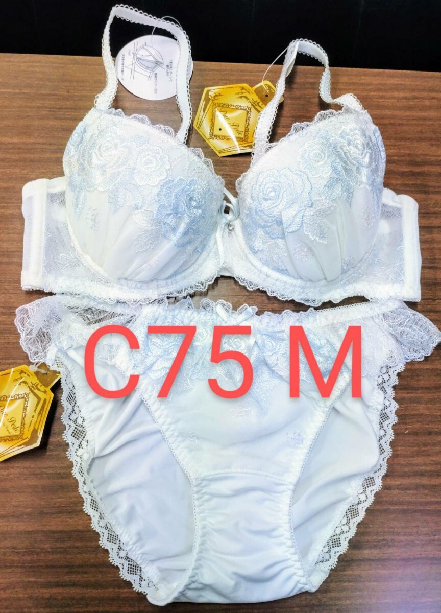 Yahoo!オークション - ブラジャーショーツセット C75 M