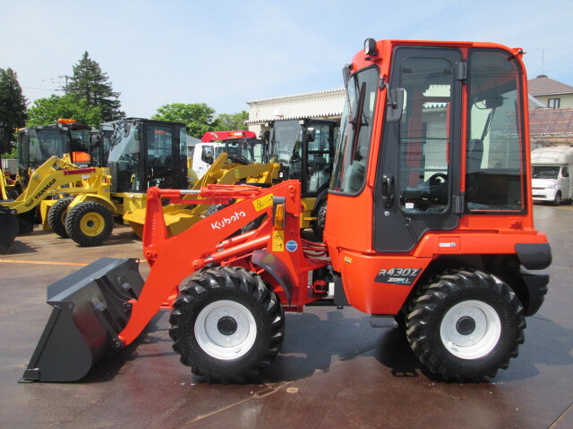 Yahoo!オークション - 2013年 タイヤショベル KUBOTA R430Z 稼働1202時...