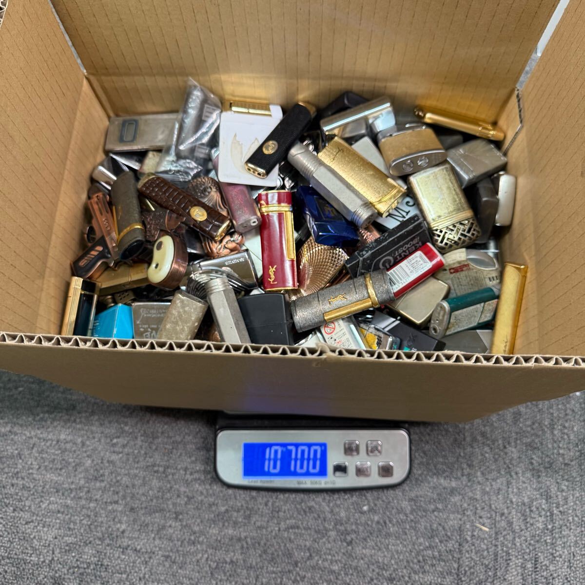 GIVENCHY カルティエ サンローラン各種ブランドのライター ジャンク品 大量10.7kg(ガスライター)｜売買されたオークション情報、yahooの商品情報をアーカイブ公開 ...