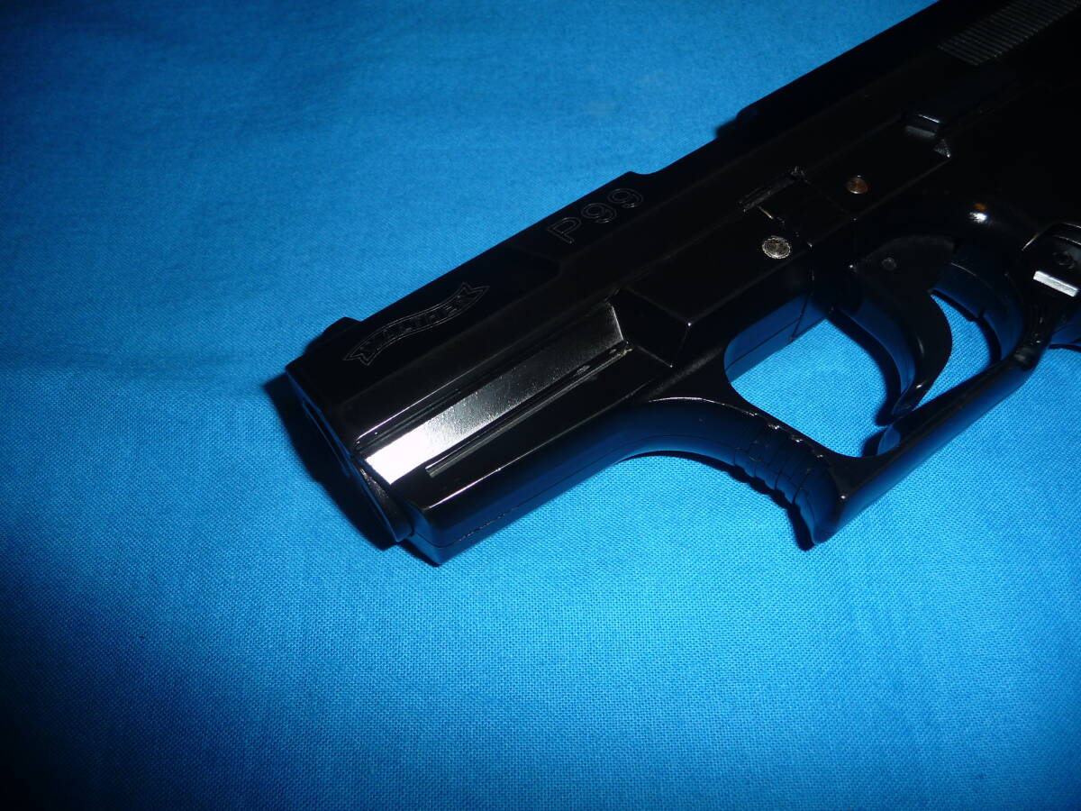 Yahoo!オークション - 台湾製 ワルサー P99 エアコッキングガン 18禁