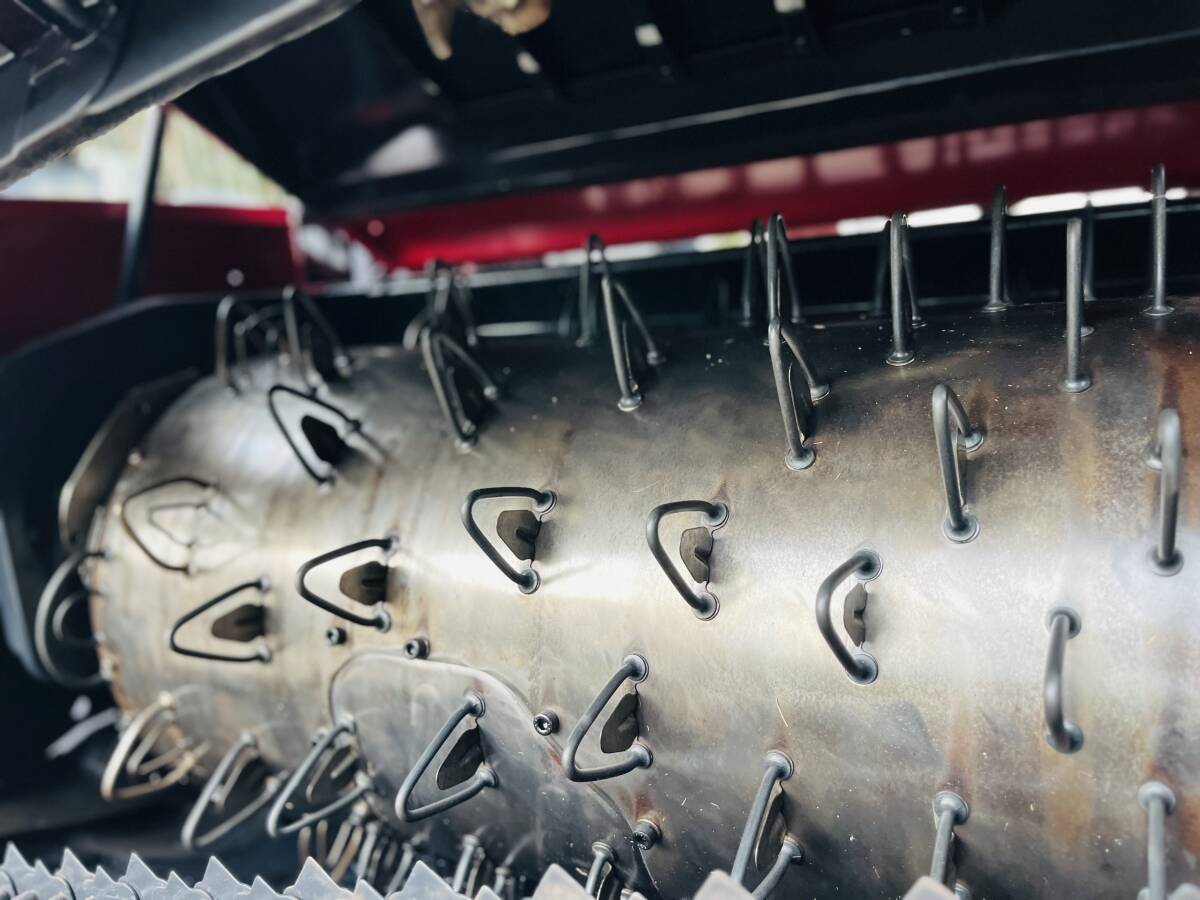 Yahoo!オークション - ヤンマー コンバイン YH448 48馬力 329時間 4条...