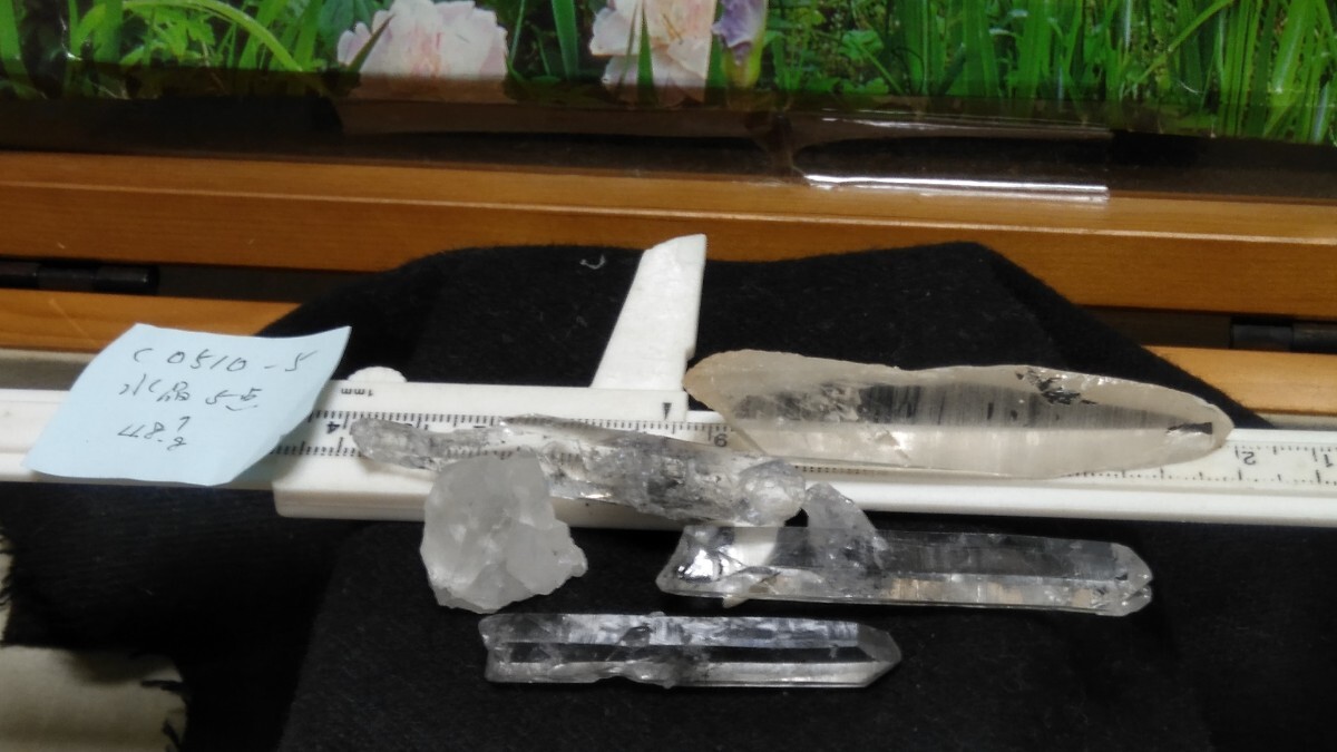 Yahoo!オークション - C0510-5水晶5点 48.7g