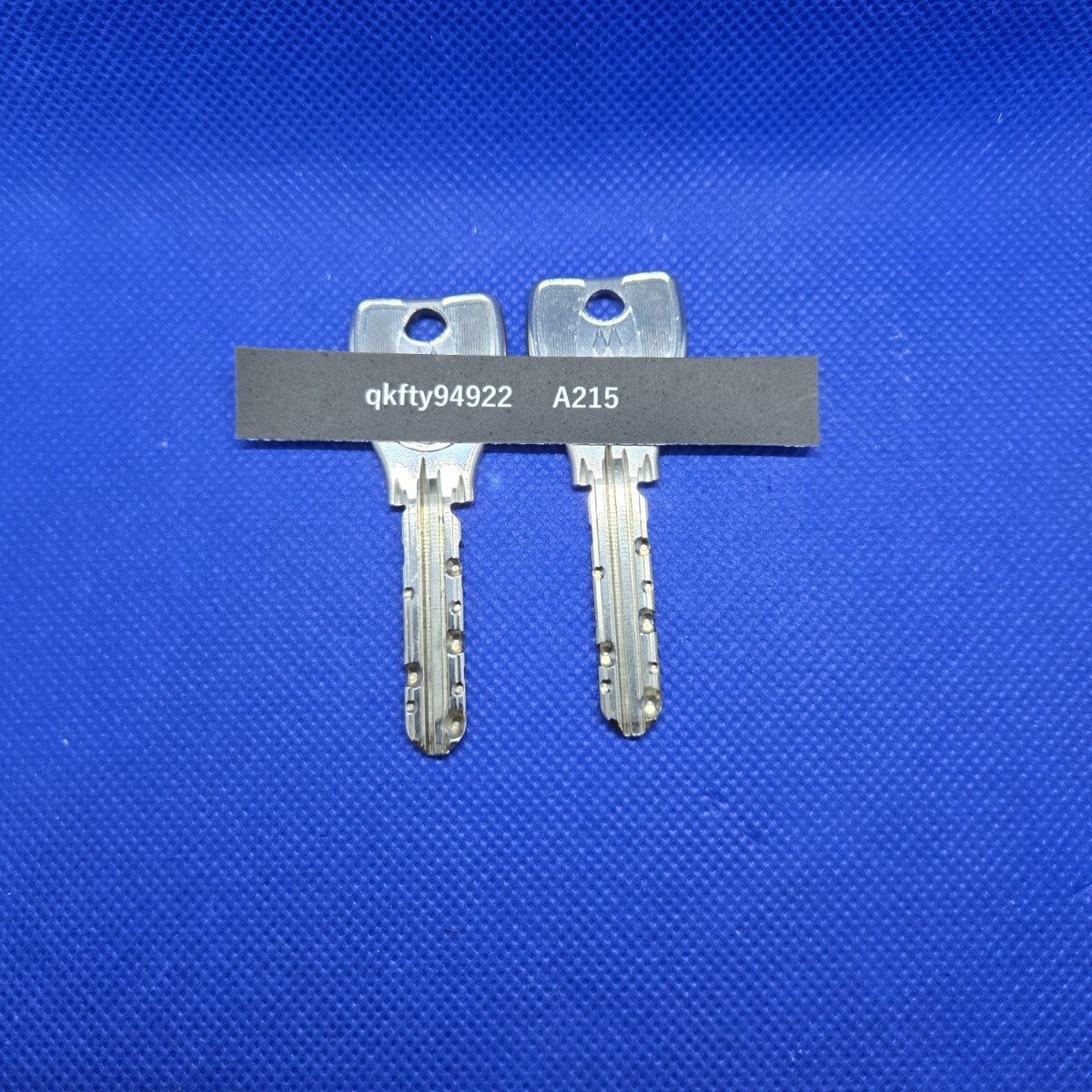 Yahoo!オークション - A215 送料無料＆匿名発送 MIWA（ミワ） PR ...