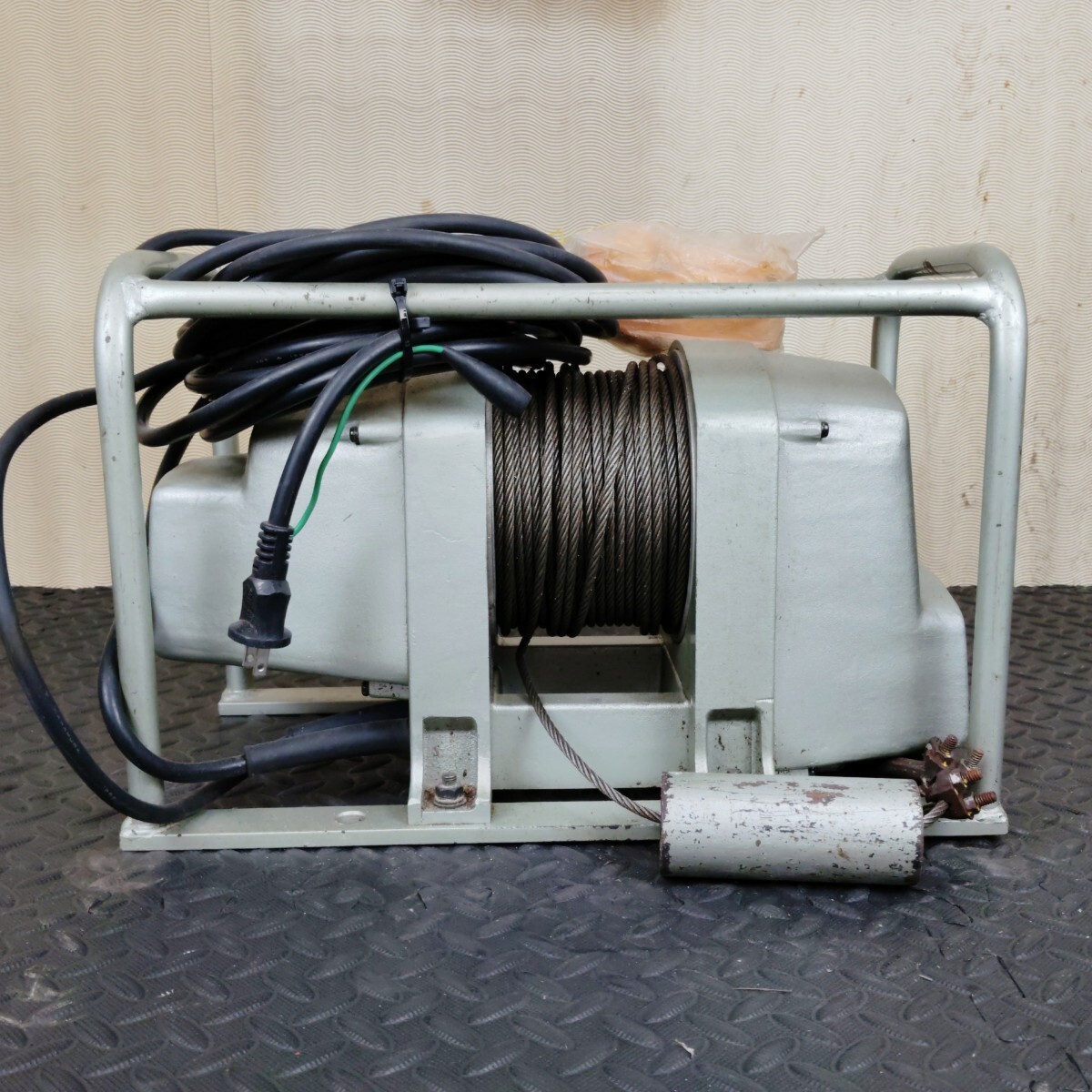 Yahoo!オークション - 動作品 消耗少 RYOBI リョービ ウインチ W1-130...