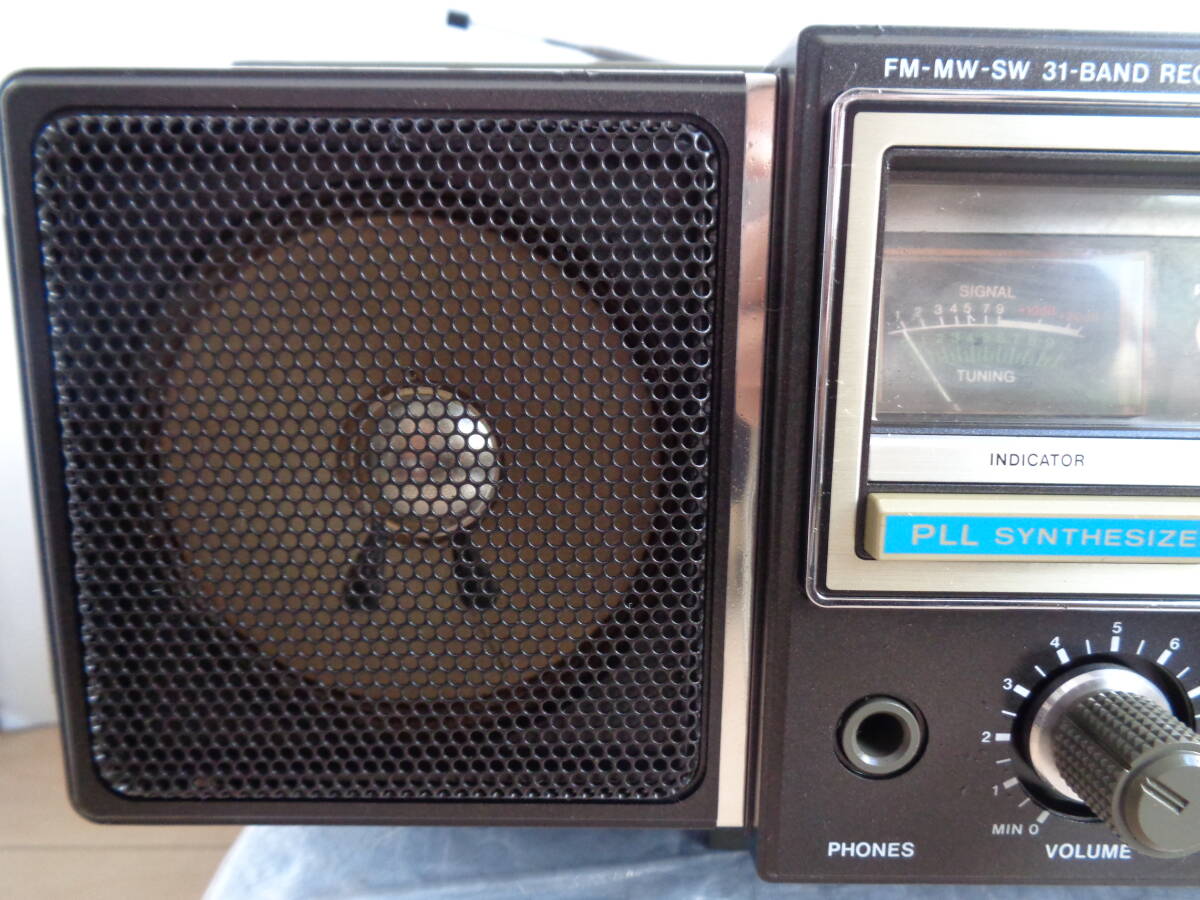 Yahoo!オークション - ナショナル RF-B30 FM-MW-SW 31-BAND 通信機型ラ...
