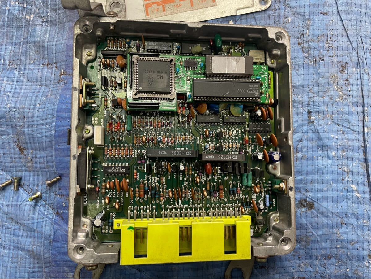 Yahoo!オークション - 当時物 旧車 ② AE86 4AG トレノ 純正 前期 CPU ...