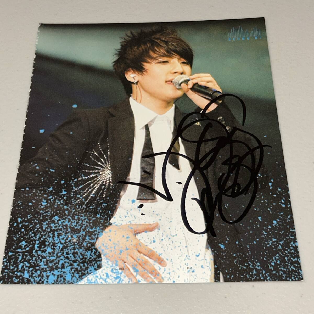 スンリ BIGBANG 写真集切り抜き 詳細不明 直筆サイン(BIGBANG)｜売買されたオークション情報、yahooの商品情報をアーカイブ公開 - オークファン（aucfan.com）