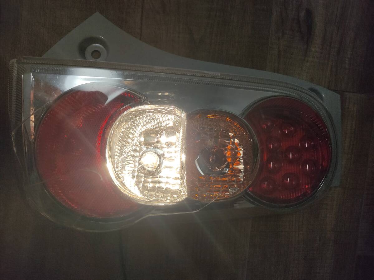 Yahoo!オークション - ダイハツ ミラココア L675 中期 後期 純正テール...