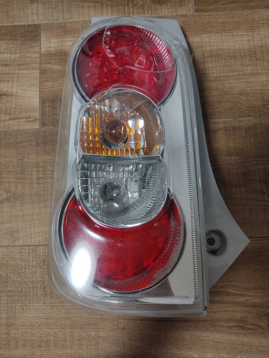 Yahoo!オークション - ダイハツ ミラココア L675 中期 後期 純正テール...