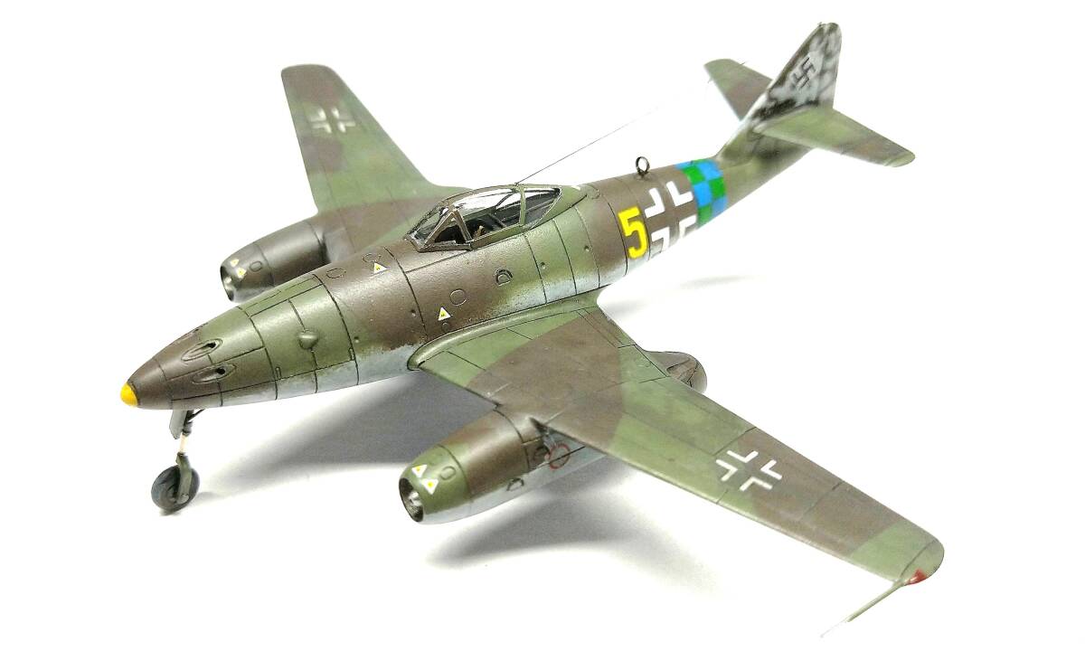 Yahoo!オークション - 完成品 1/144 Me262A エデュアルド