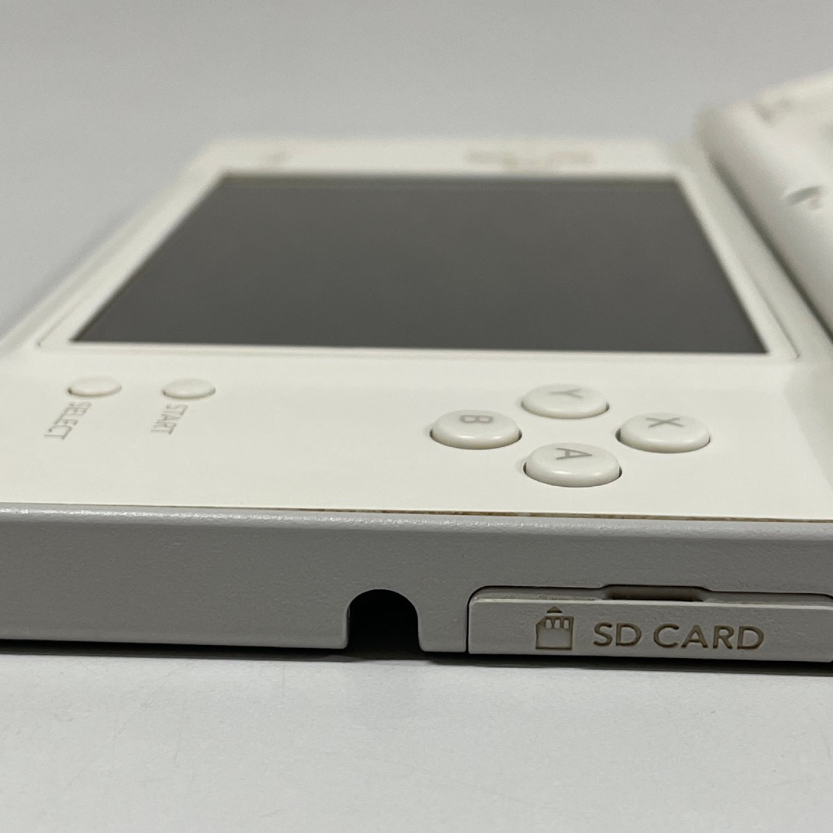 日本代購代標第一品牌【樂淘letao】－【31】☆1円～ 通電動作確認済み ニンテンドー ニンテンドーDSi LL ナチュラルホワイト UTL-0011 任天堂 ホワイト 白 本体のみ