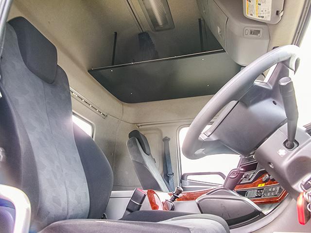 Yahoo!オークション - R1 UDトラックス クオン トレーラヘッド 460馬力...