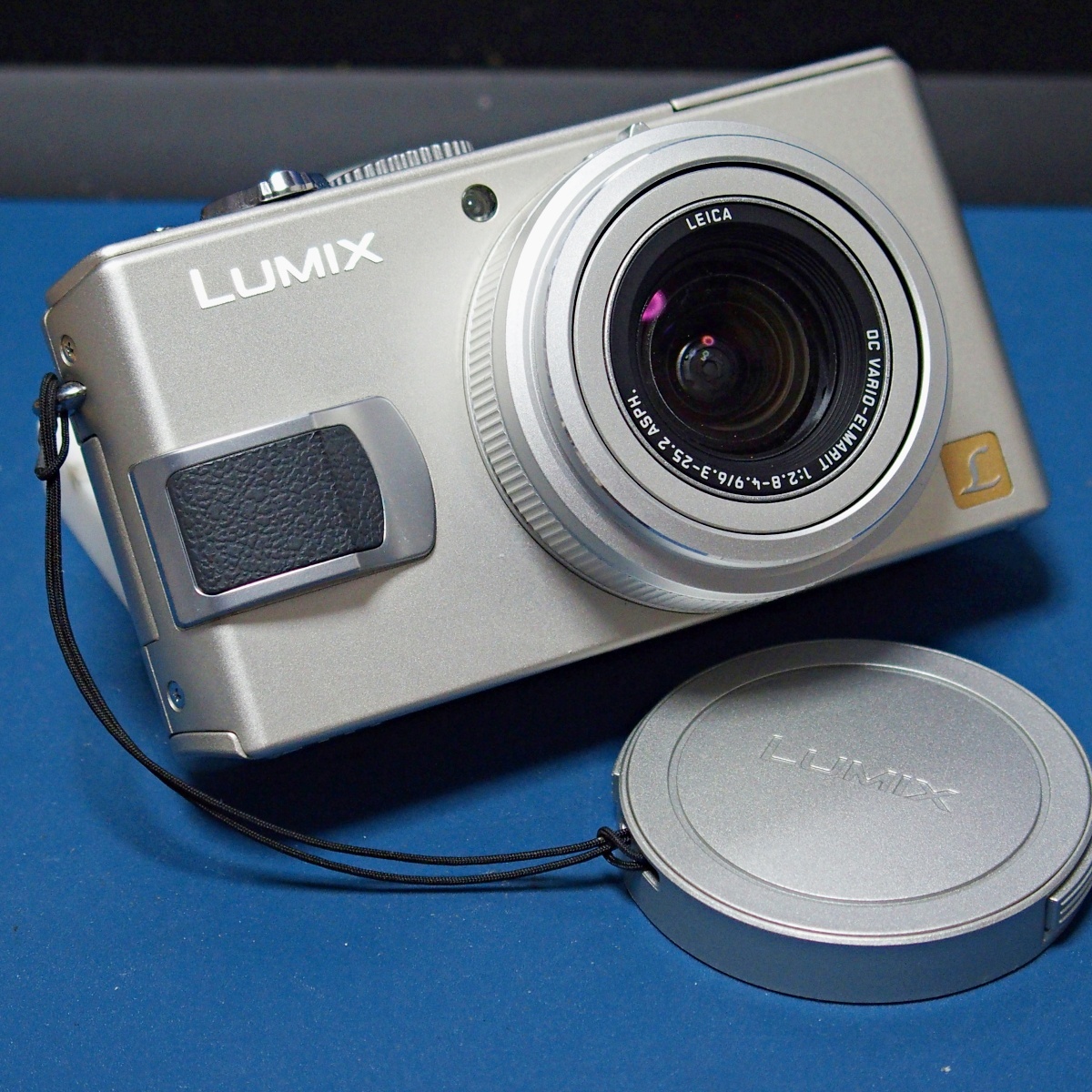 Yahoo!オークション - Panasonic LUMIX DMC-LX2 シルバー ジャンク