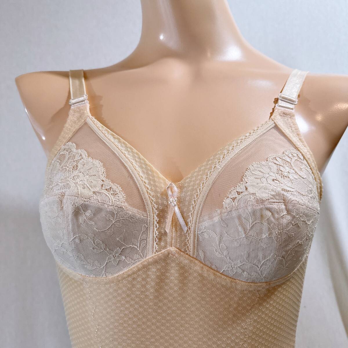 Yahoo!オークション - 58 高級 ボディスーツ A80L