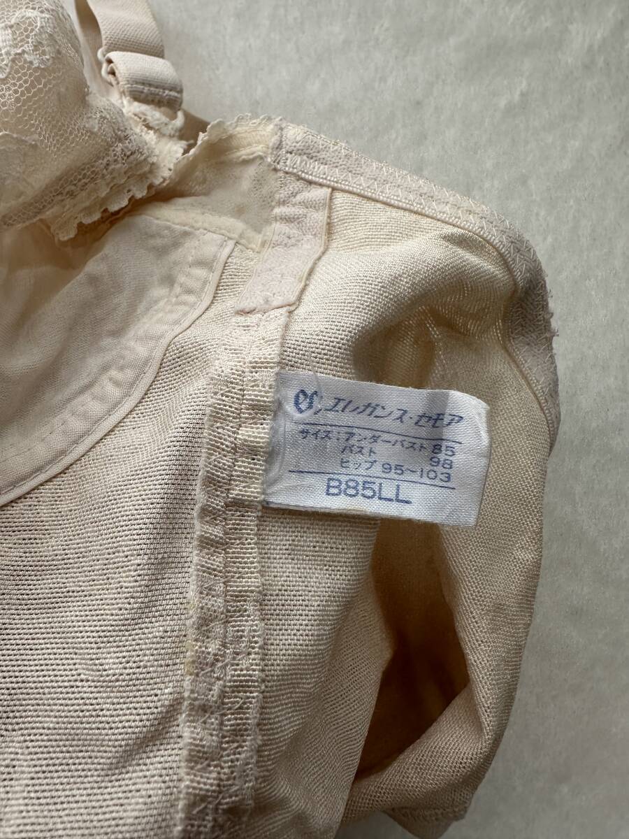 Yahoo!オークション - 89エレガンスセモア 高級 ボディスーツ B85LL