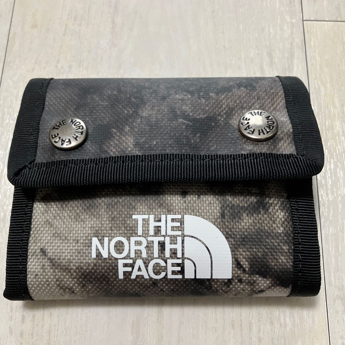 Yahoo!オークション - THE NORTH FACE 財布 used美品 KITTE博多購入