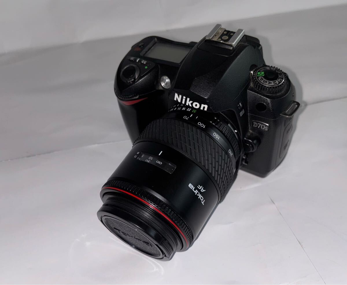 Yahoo!オークション - Nikon D70s 一眼レフカメラ 及び 1個のレンズ付...