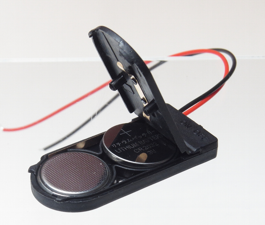 Yahoo!オークション - 【送料85円】即決1個204円 6V（直列2個）コイン...