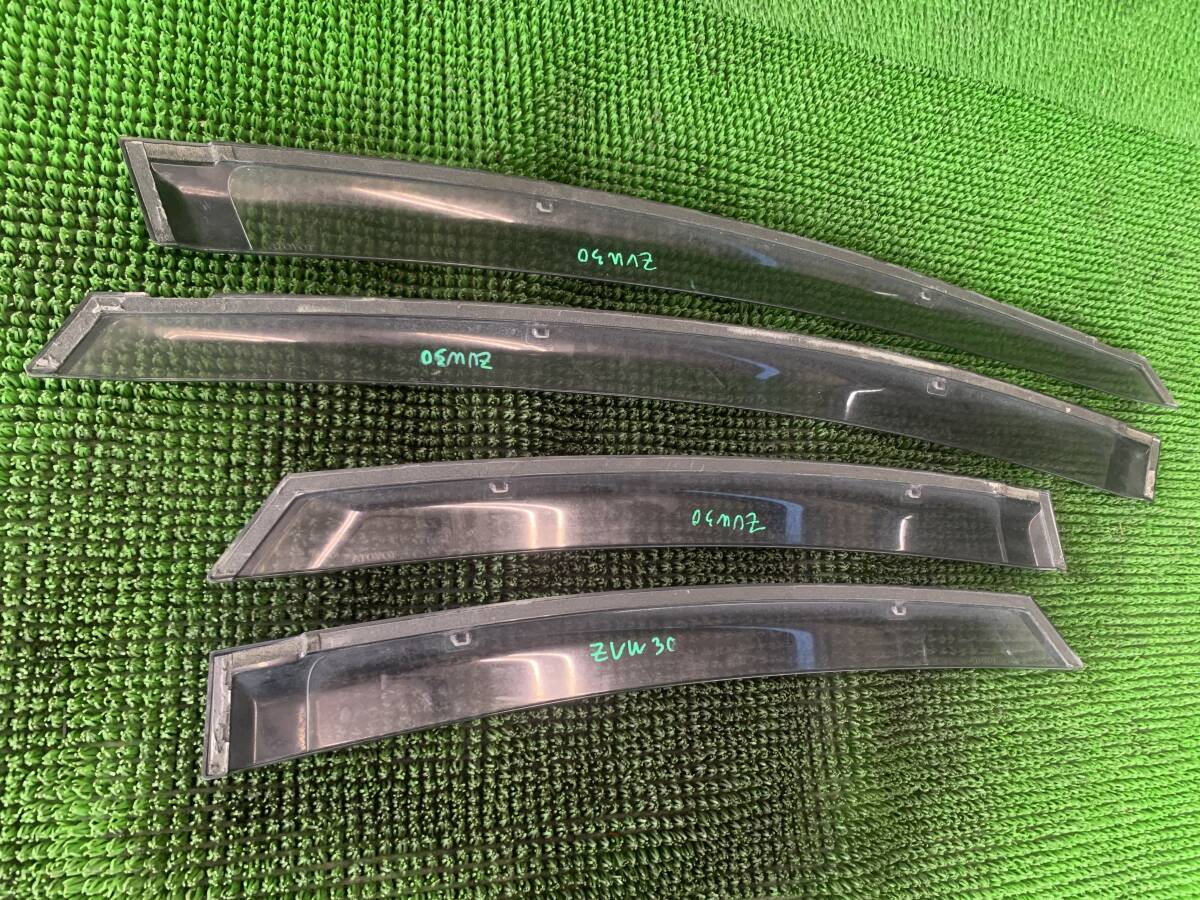 Yahoo!オークション - 即決値段 Z19-7トヨタ 純正 ZVW30 プリウス ド...