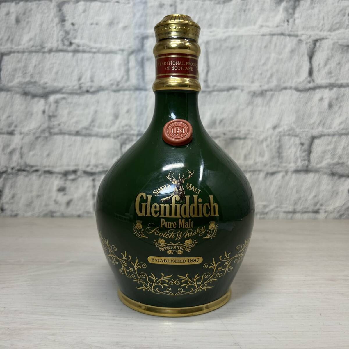 YH-2549 未開栓品 GLENFIDDICH 18年 グレンフィディック 緑 グリーン 陶器ボトル シングル モルト スコッチウイスキー 700ml 43％(スコッチ)｜売買された ...