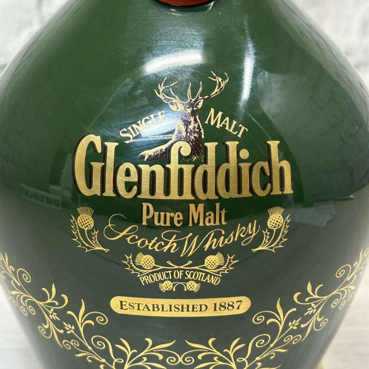 YH-2549 未開栓品 GLENFIDDICH 18年 グレンフィディック 緑 グリーン 陶器ボトル シングル モルト スコッチウイスキー 700ml 43％(スコッチ)｜売買された ...