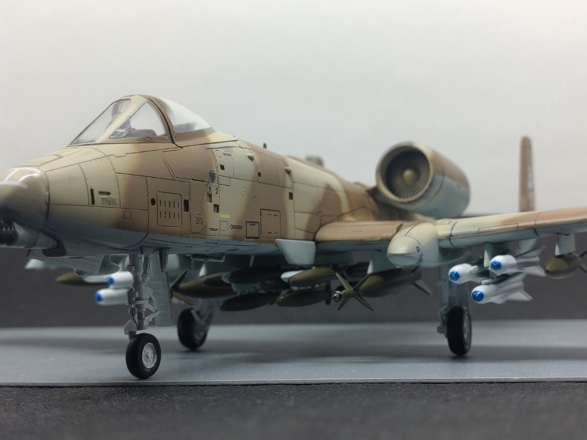 Yahoo!オークション - エリア88 1/72 A-10A サンダーボルト グレッグ機...