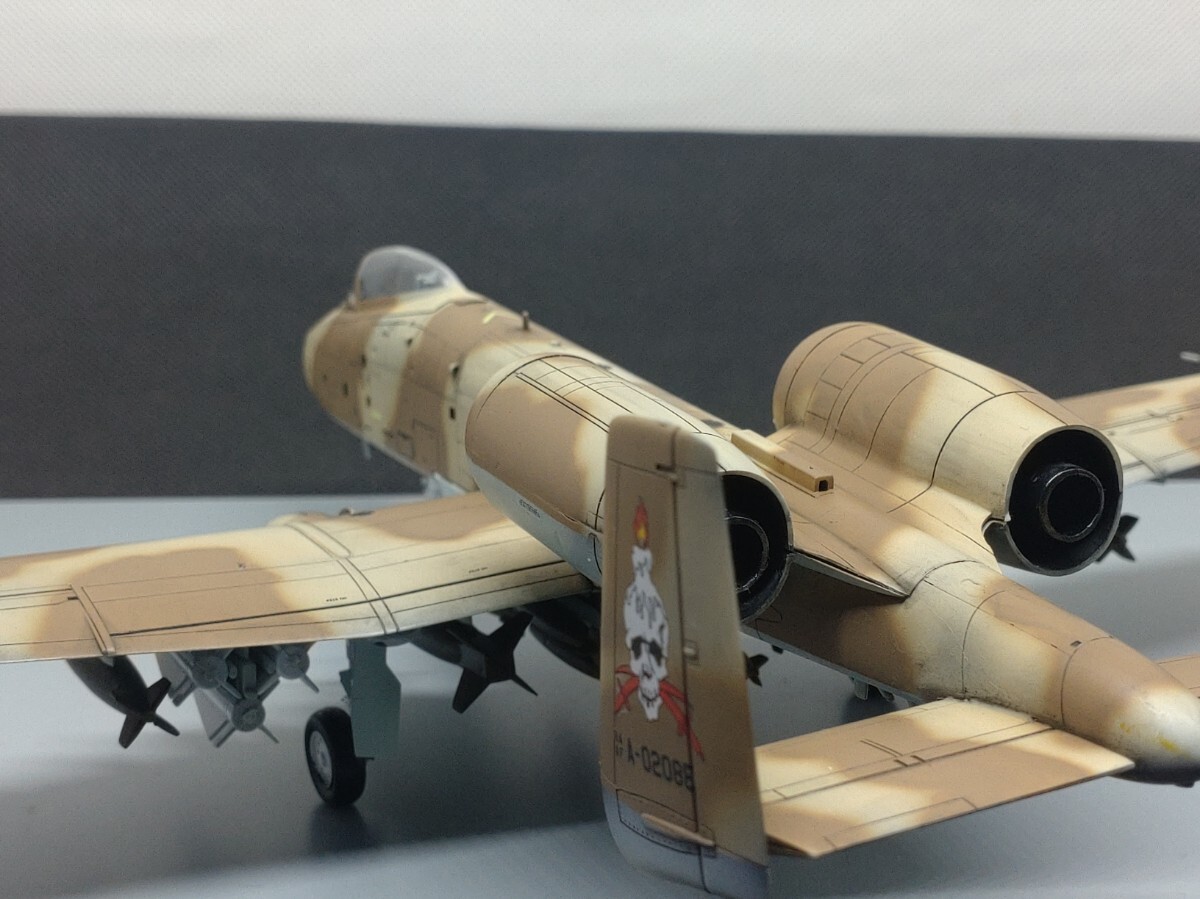 Yahoo!オークション - エリア88 1/72 A-10A サンダーボルト グレッグ機...