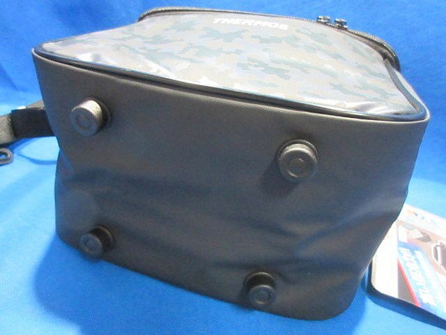 Yahoo!オークション - 新品 THERMOS サーモス ソフトクーラー REI-0052...