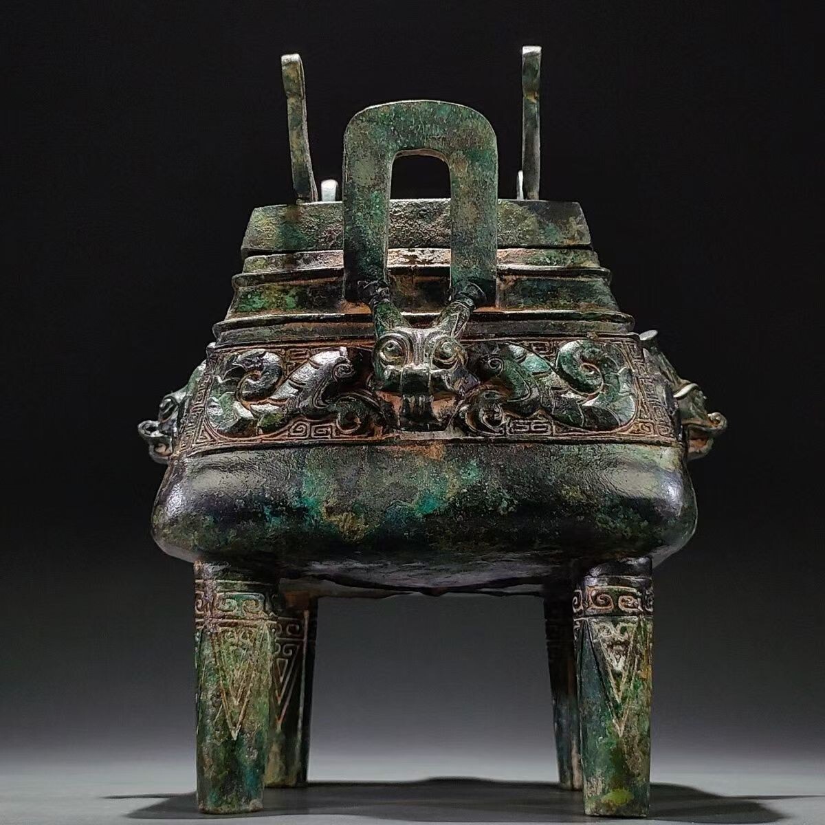 Yahoo!オークション - A297旧家収蔵 西周期 青銅器 竜紋鼎 長さ23cm幅2...