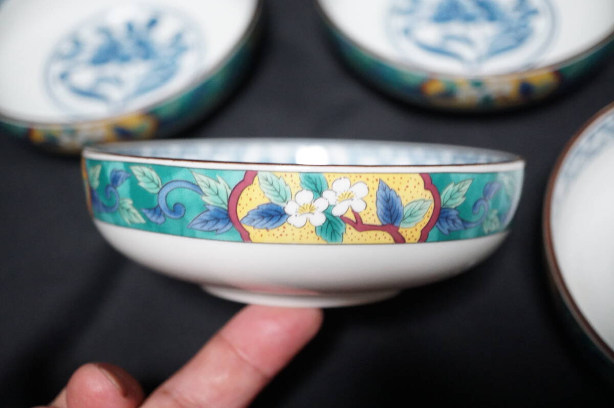 Yahoo!オークション - 【AM1】 松坂屋購入品 九谷草花 平小鉢5客セット