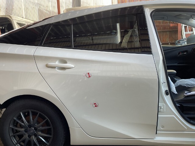 Yahoo!オークション - 50558 H28年 DAA-ZVW50 プリウス 右リアドア 070...