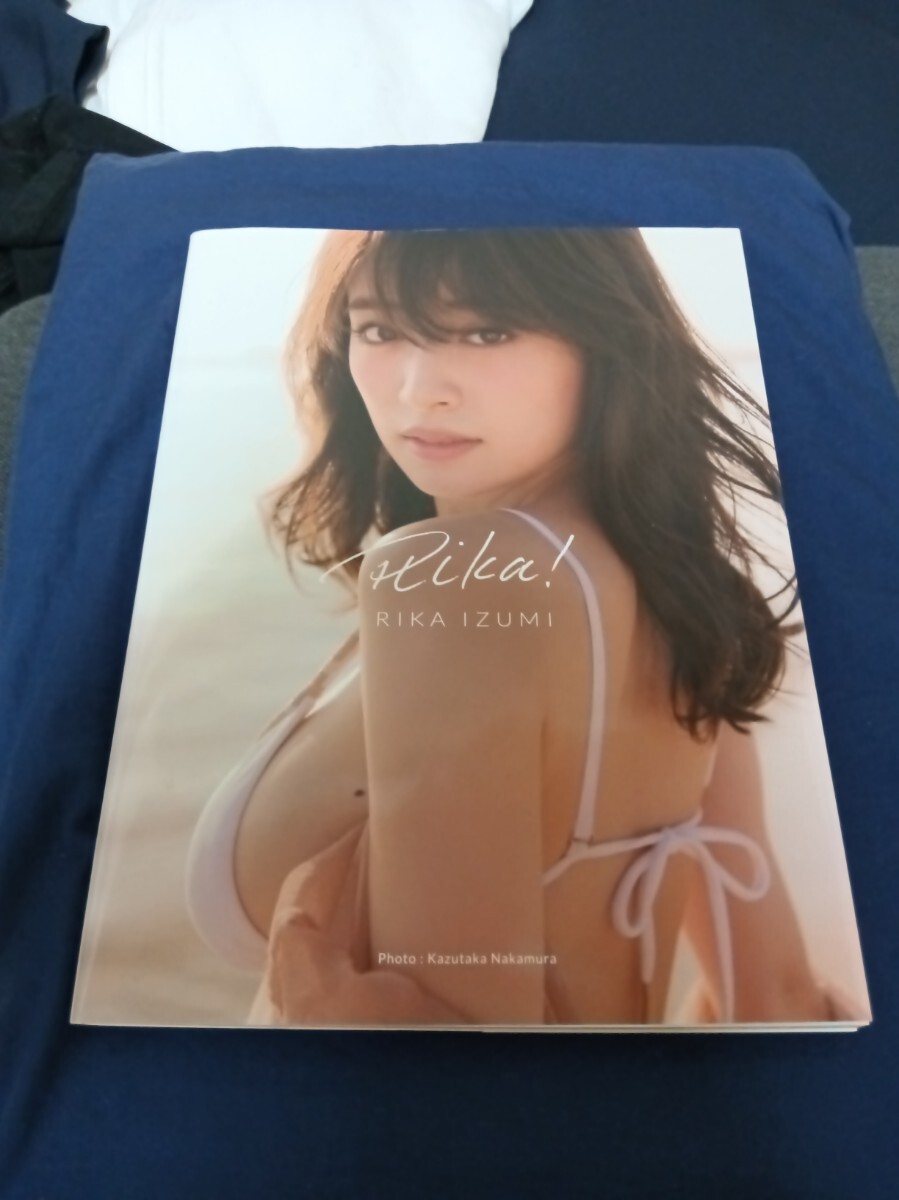 Yahoo!オークション - Rika 泉里香1st写真集
