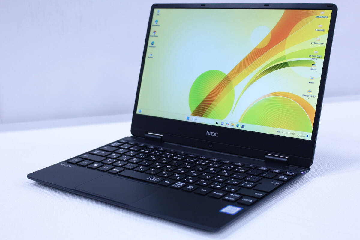 Yahoo!オークション - 1円～ Corei7 Windows11 軽量約917g 持ち歩き最...