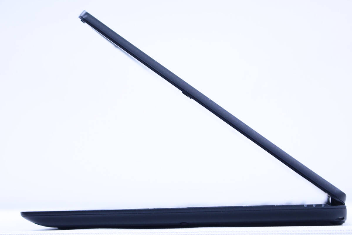 Yahoo!オークション - 1円～ Corei7 Windows11 軽量約917g 持ち歩き最...