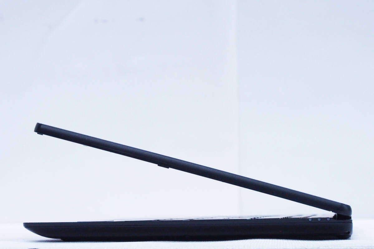 Yahoo!オークション - 1円～ SSD512G Office2019 約917g 持ち歩き最適 ...