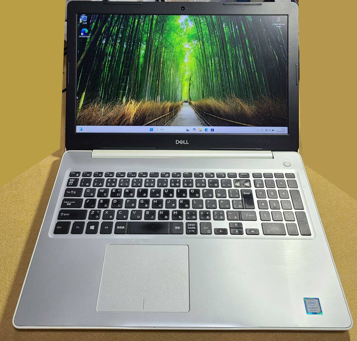 Yahoo!オークション - DELL inspiron 5570 P75F i7-8550U 8GB 第8世代 ...