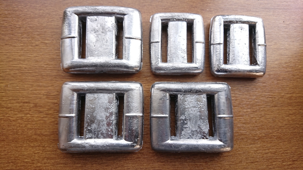 Yahoo!オークション - 新品 ダイビングウエイト8kg 1kg×2 2kg×3スキ...