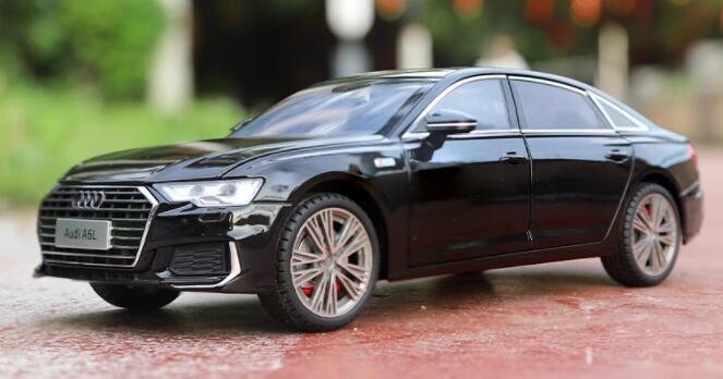 Yahoo!オークション - 1/18 アウディ A6L 音+光 b