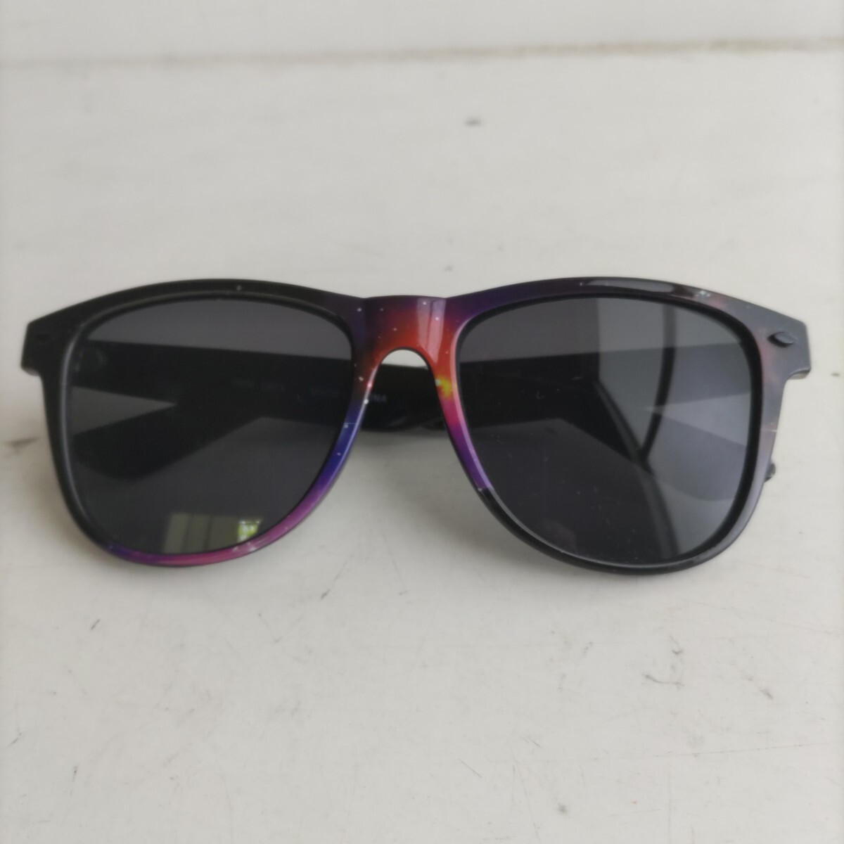 Yahoo!オークション - neff ネフ サングラス dailey ブラッ...