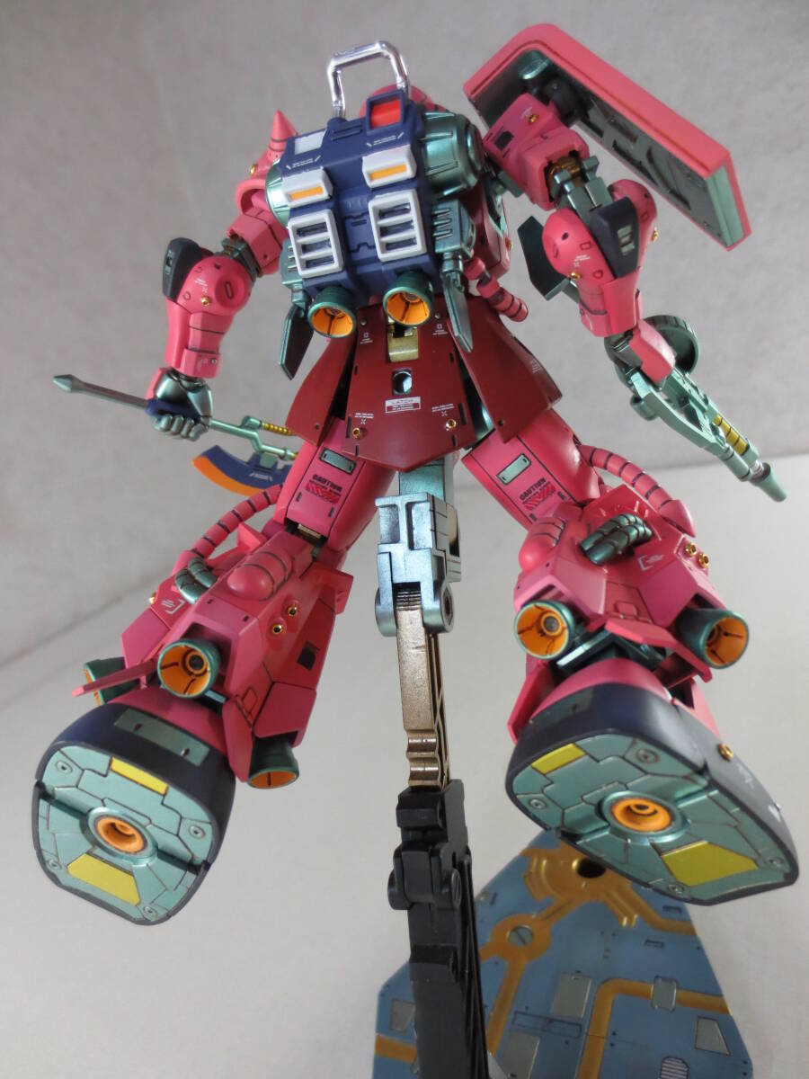 Yahoo!オークション - HG1/144 シャア専用高機動型ザクⅡ(全塗装作例品...