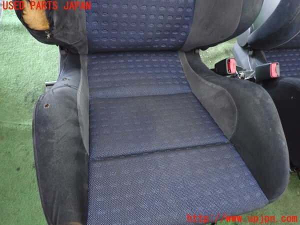 Yahoo!オークション - 2UPJ-24067011]ランエボ8(CT9A)シートセット 中...